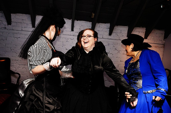 Rearview Photography: Robert and Autumn–Married!–Edgar Allen Poe Museum ...